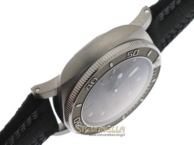 Panerai Luminor Submersible MIKE HORN EDITION - 47mm ref. Pam00984 new